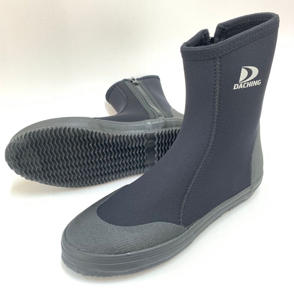 Long-cut Diving Boots | Da Ching shoes Co., Ltd.